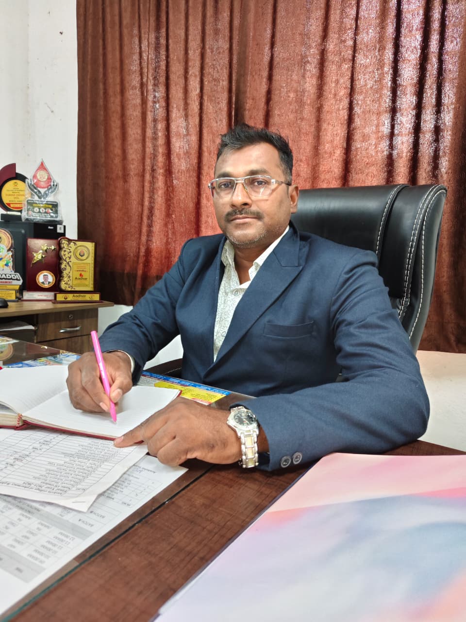 Principal Desk – Ashvin College Of Pharmacy